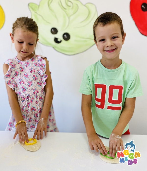 Kreativne ruke: Kako rukotvorine oblikuju razvoj deteta - Mega Kids
